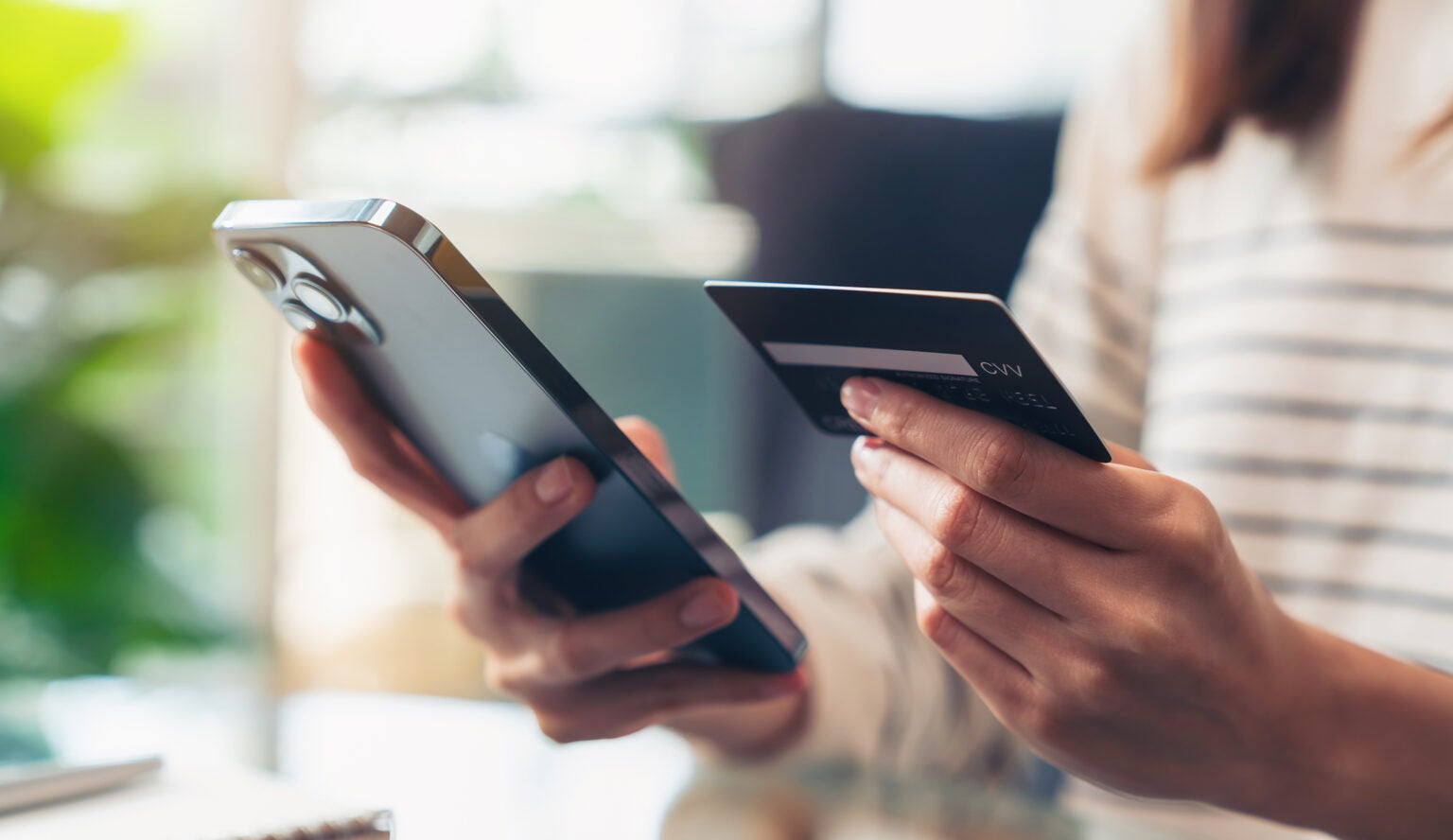 Can Chip Cards Be Skimmed? | Bankrate