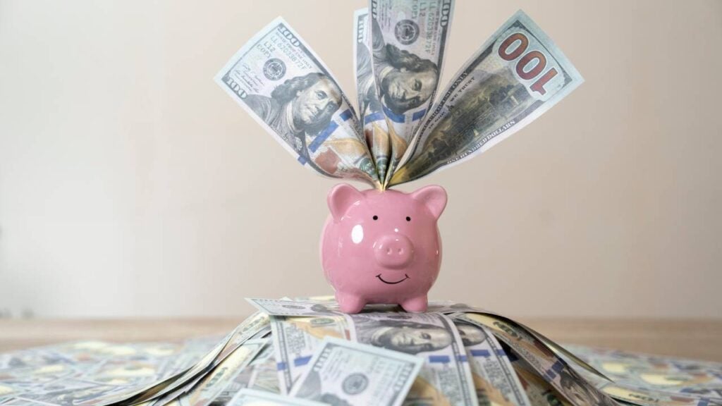 Why Do High-Yield Savings Account Rates Fluctuate? | Bankrate